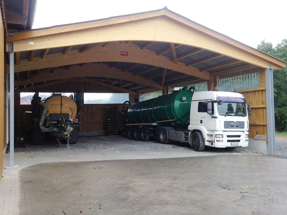 Anbau-Halle - Mike Stuber